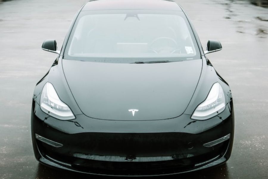 Tesla Model 3 Black Screen [Solved] - Car Super Care